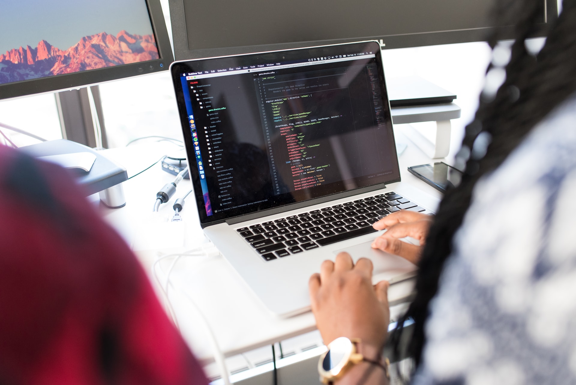 Key differences between system and acceptance testing in the software ...