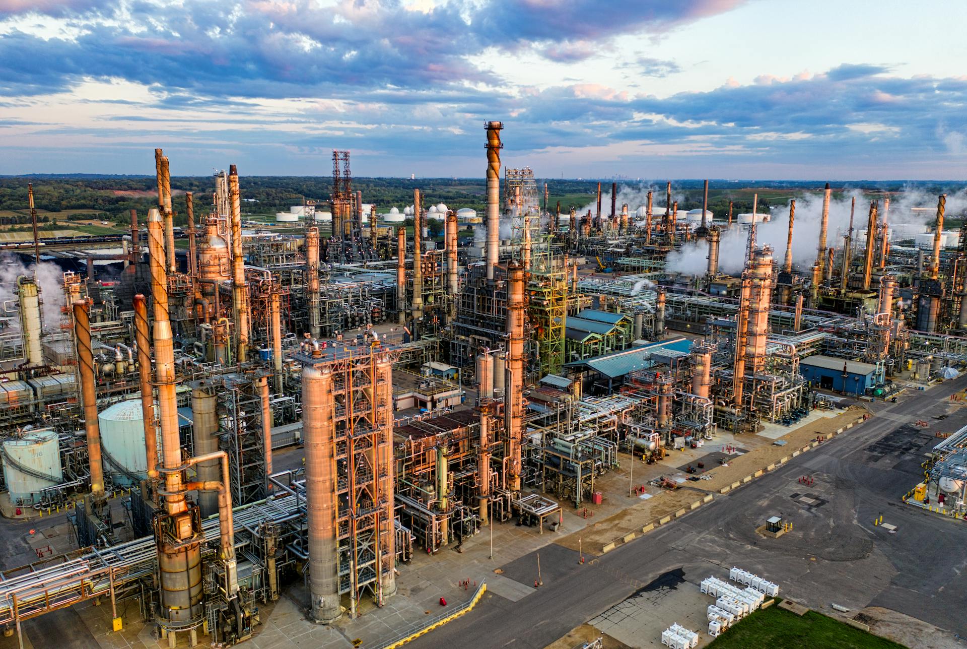 Workflow Management Strategies for Oil Refinery Executives