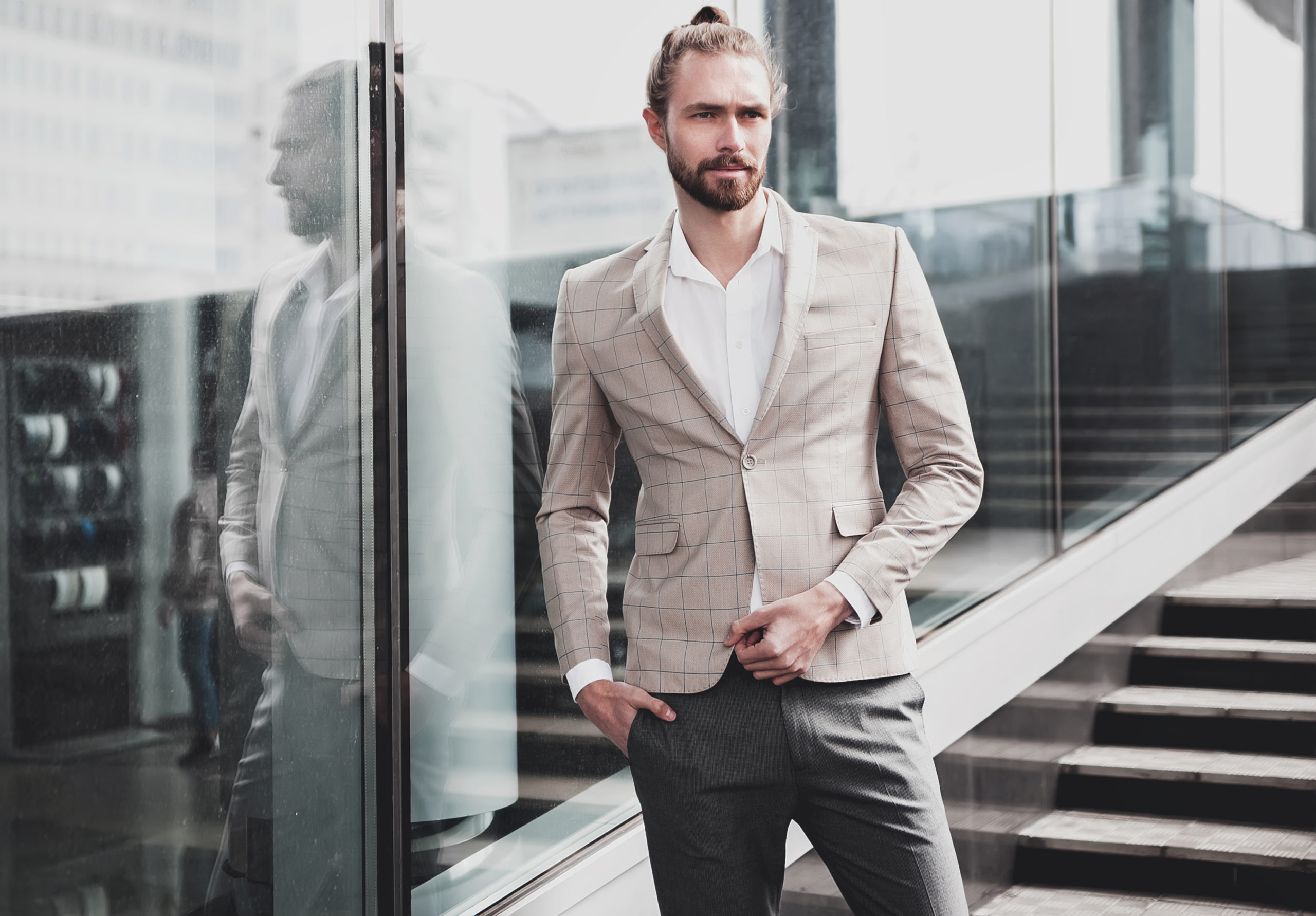 Guide to Professional Business Attire & Attitude