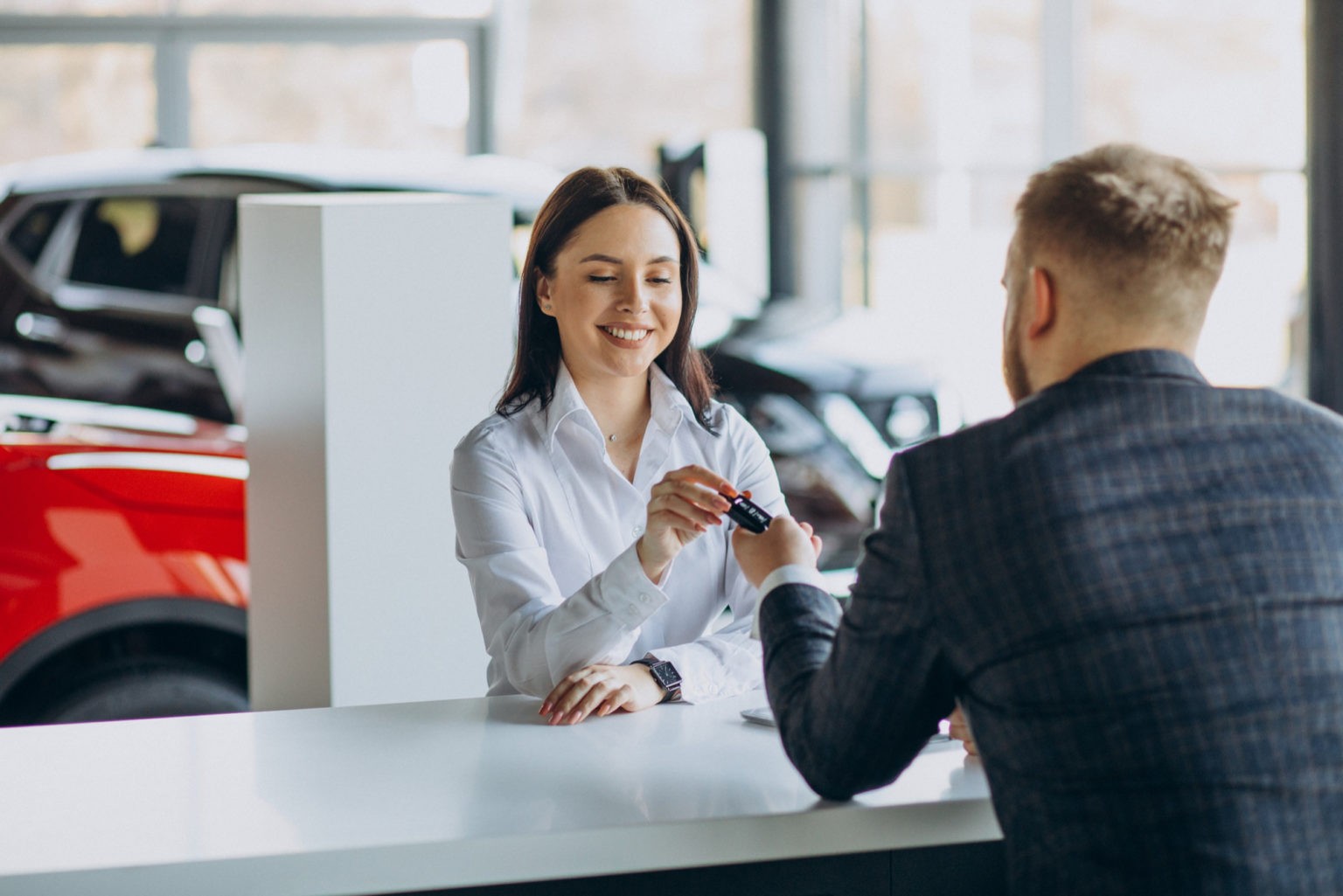 Bank vs Credit Union: Best Auto Loan Rates & Savings Guide